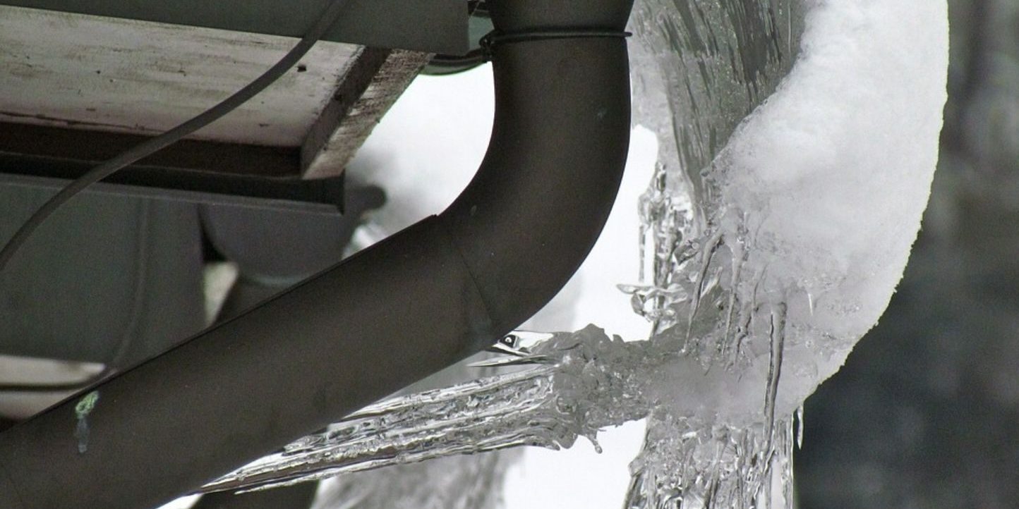 How to Keep Your Gutters From Freezing | Weatherguard Gutters